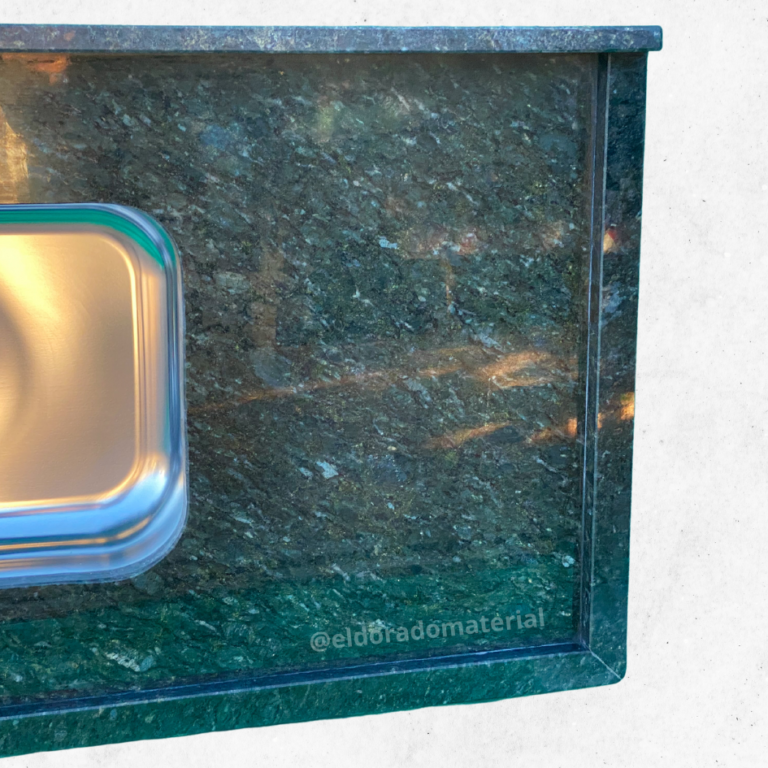 Tampo de Pia em Granito Verde Labrador, 1,30x0,55m, Cuba Inox, Borda ...